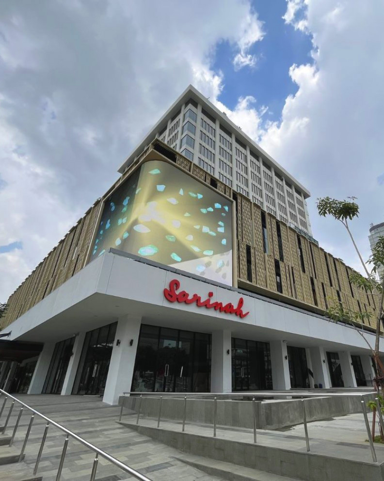 Sarinah Thamrin Mall, Jakarta - Demix